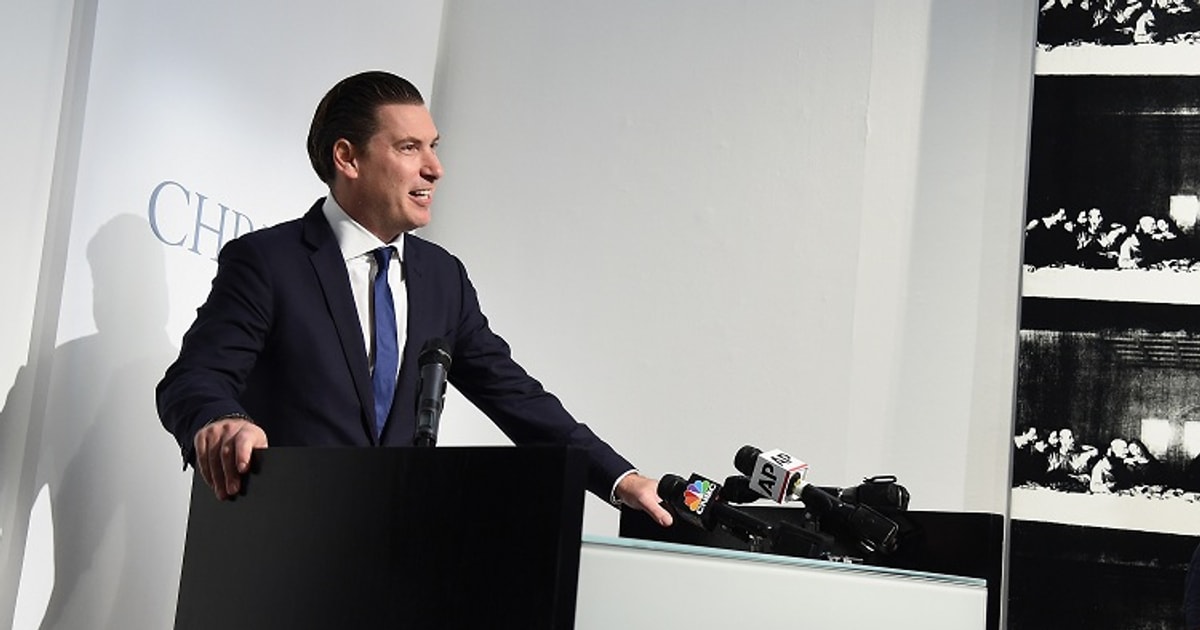 Alex Rotter: Người “mai mối” trên sàn đấu giá tranh