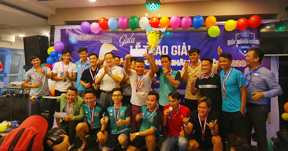 CLB DNSG vô địch Giải bóng đá CLB DNSG 2020- Cup Bút vàng Corp