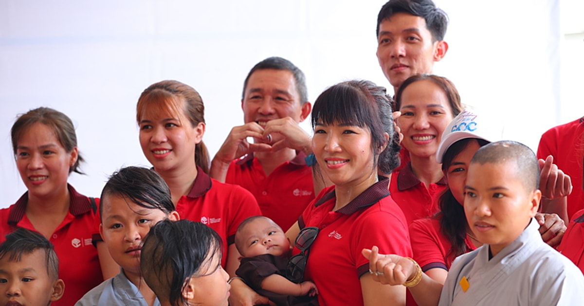 Fleur de Lys Hospitality đồng hành quỹ Nâng bước tuổi thơ và Savouré