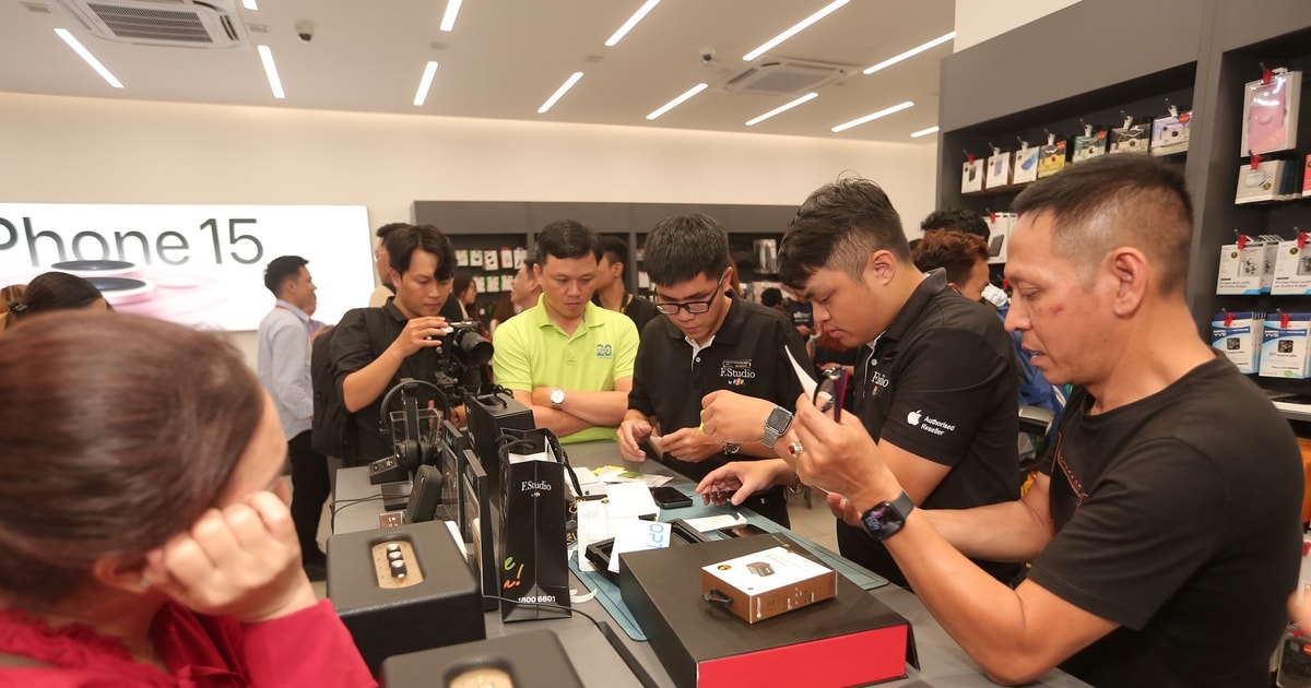 FPT Shop, F.Studio by FPT cùng TopZone và Thế Giới Di Động đồng loạt mở ...