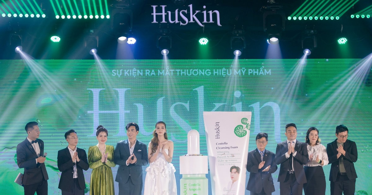 Ca sĩ Hồ Quang Hiếu ra mắt thương hiệu mỹ phẩm Huskin