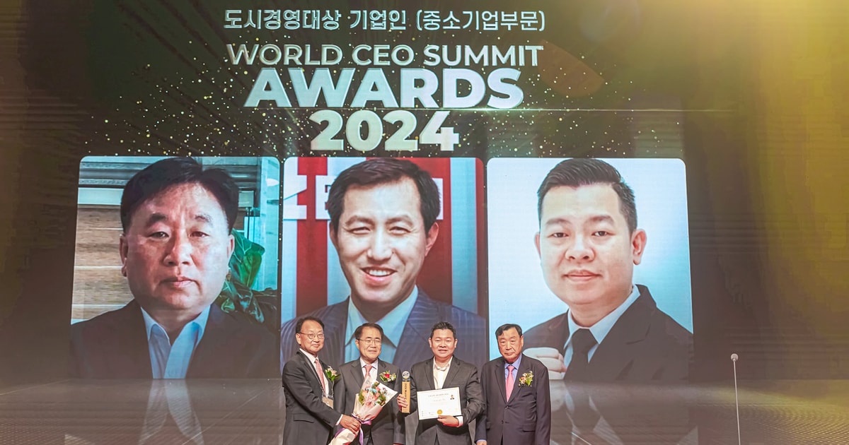 Phó chủ tịch VIREA Trương Gia Bảo nhận giải thưởng “Quản lý thành phố”