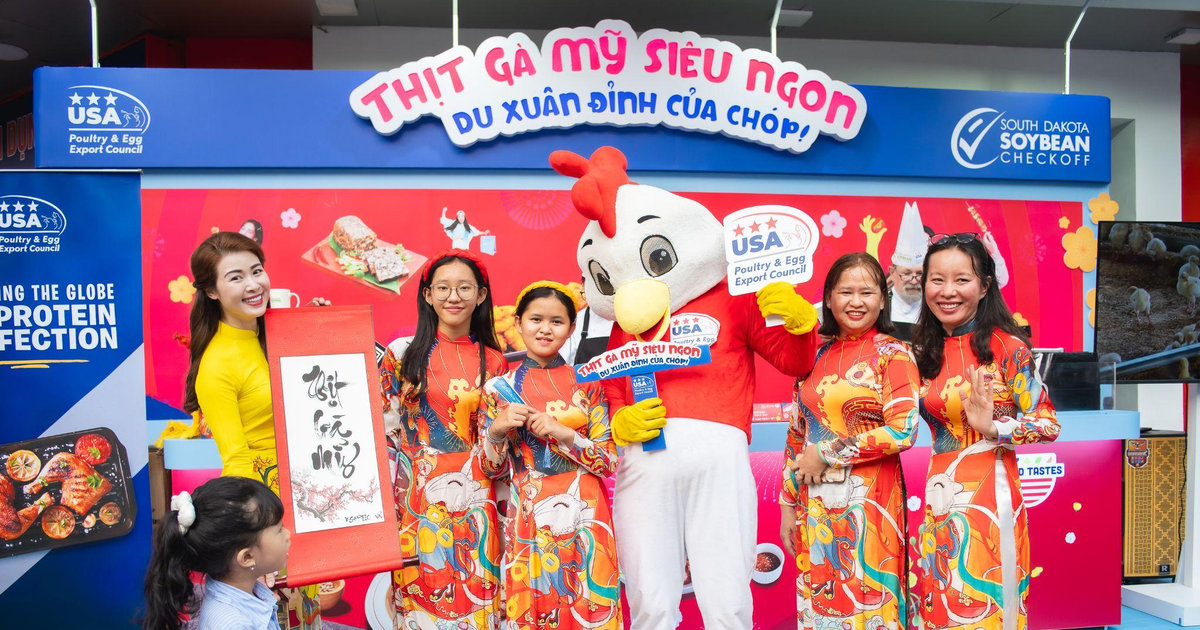 Rộn ràng du Xuân tại phố Ông Đồ với sự kiện “Thịt gà Mỹ siêu ngon - Du ...