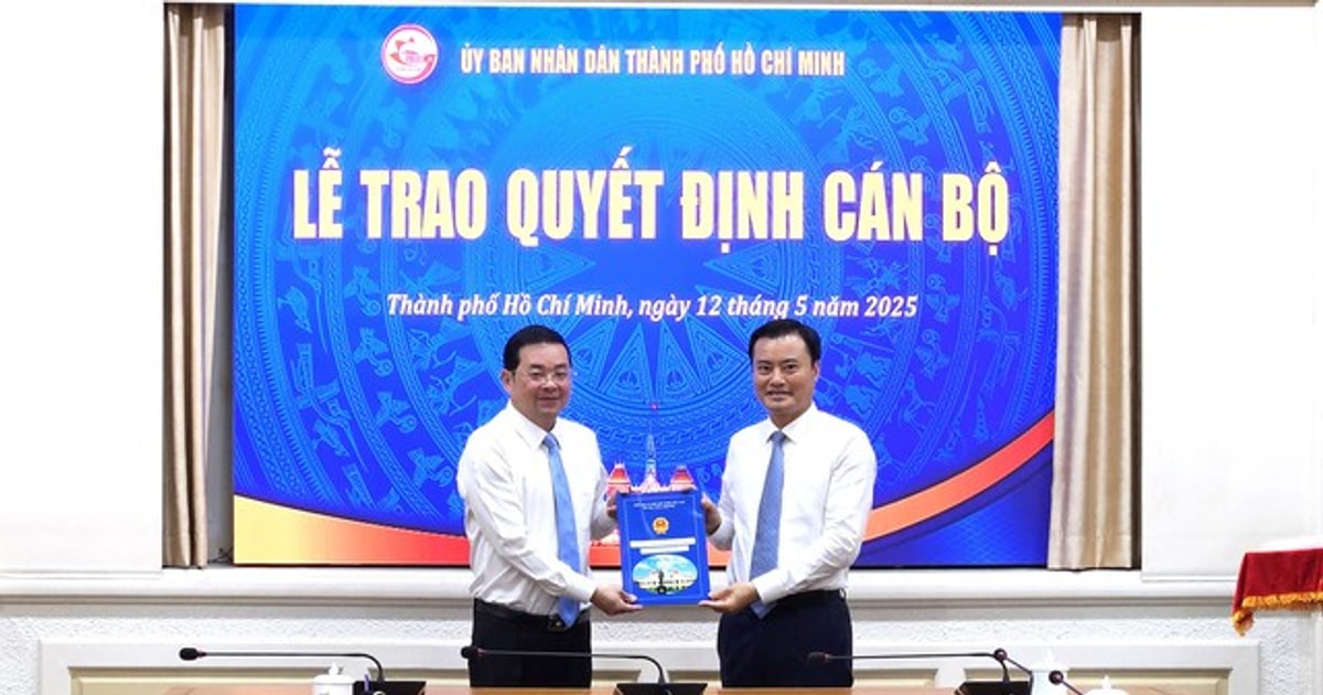 Trao quyết định bổ nhiệm giám đốc và 6 phó giám đốc Sở Nông nghiệp và Môi trường TP.HCM