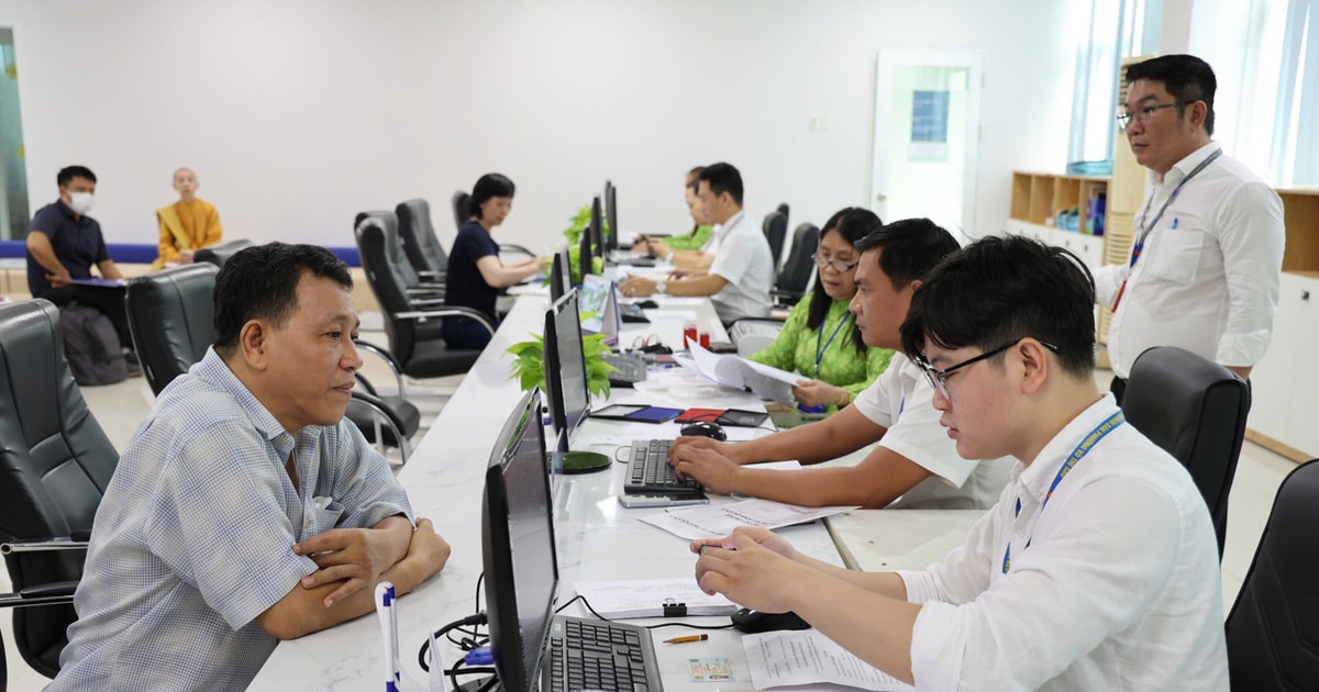 TP.HCM miễn phí chuyển đổi giấy tờ khi sắp xếp đơn vị hành chính