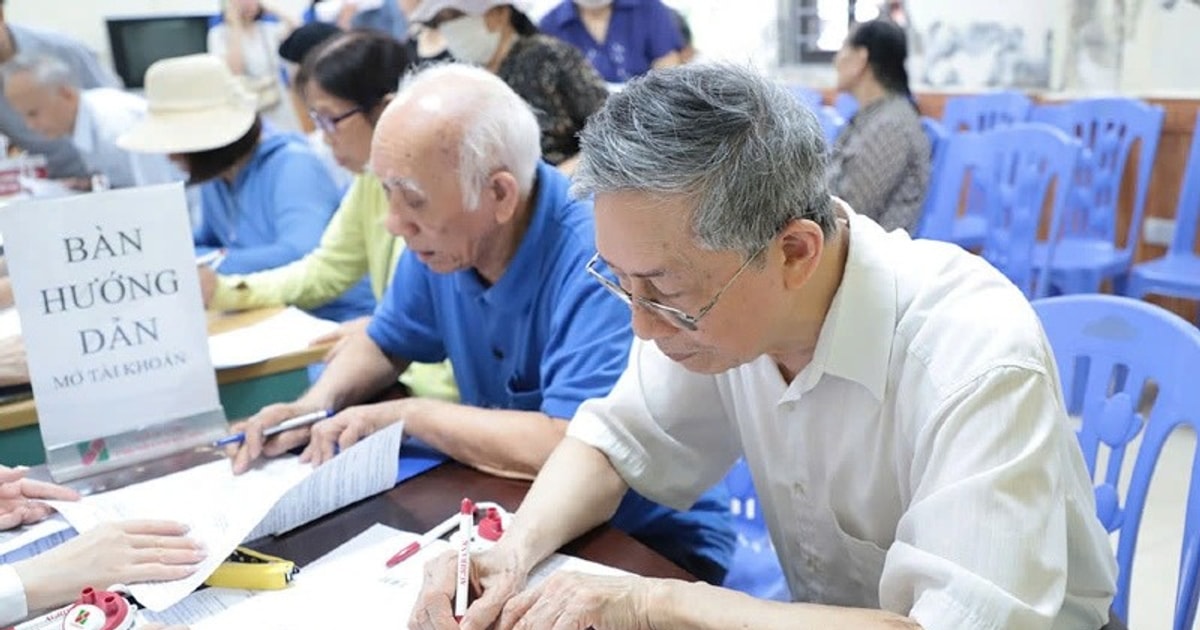 Thông báo lịch chi trả gộp lương hưu, trợ cấp và quà Tết Nguyên đán ...